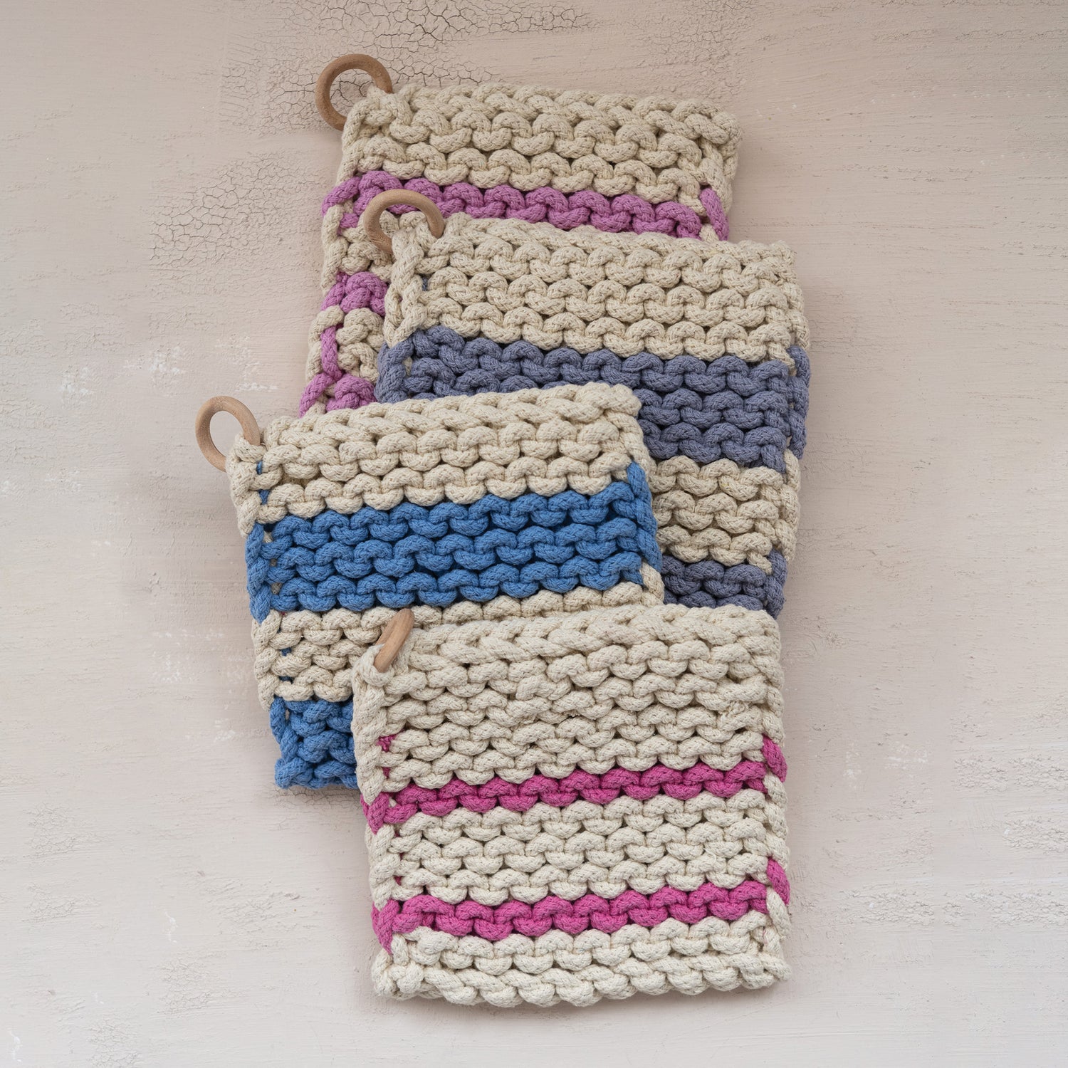 Open media 1 in gallery view